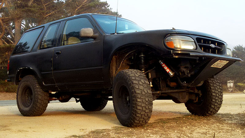 1991 Ford Explorer 4x4 I-Beam PreRunner/Crawler in SoCal | Pirate 4x4